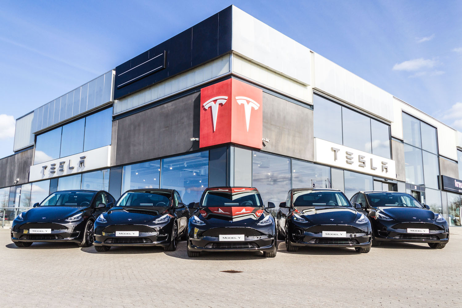 Tesla Model Y Performance ”Made in Germany” nu i Sverige - Elbilen