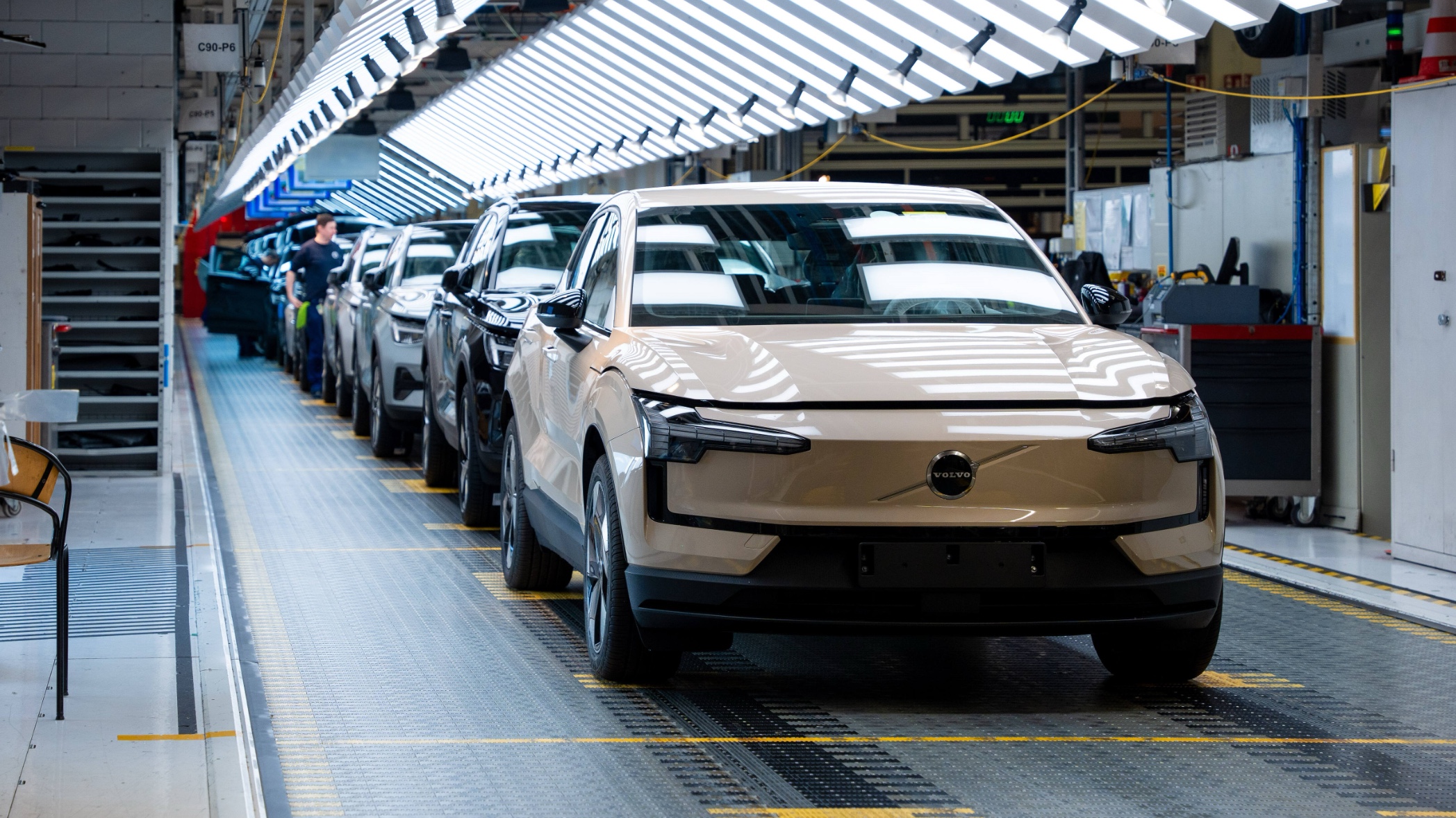 Minskad försäljning för Volvo Cars – så stor andel elbilar - Elbilen