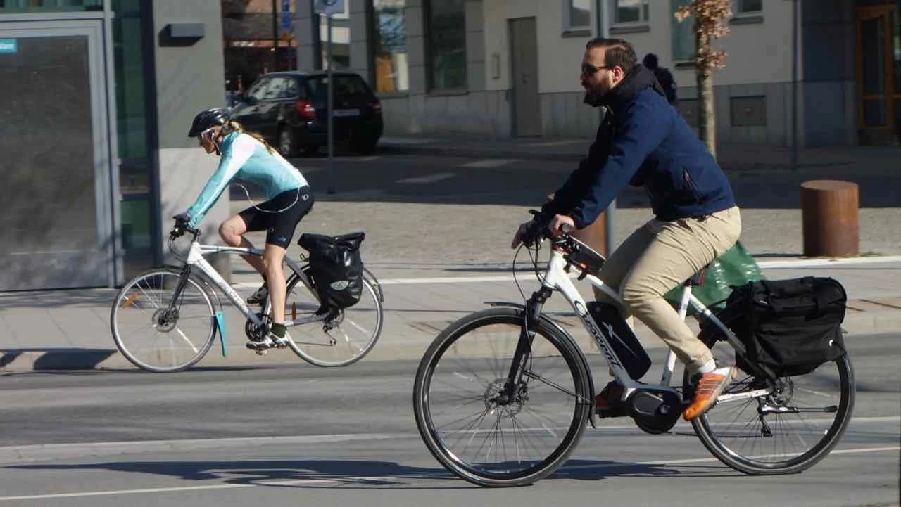 Analys: Ingen uppmuntran för (el)-cyklar - Allt om elcyklar